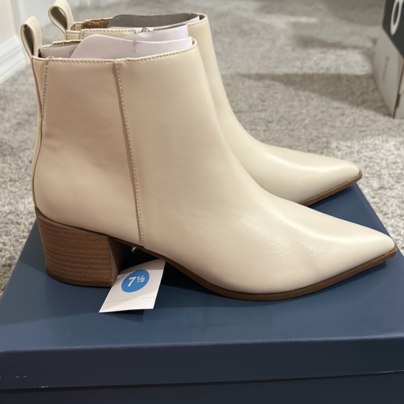 Universal Thread | Shoes | Nwt Universal Thread Target Kennedy Boots ...